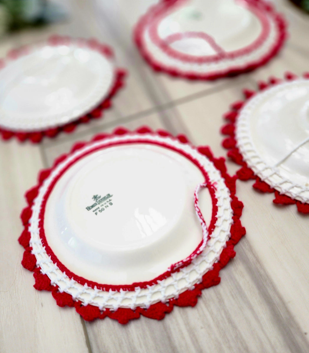 Set of 4 Vintage Plates with Crochet Holders FINAL SALE – Hilde's Farmhouse